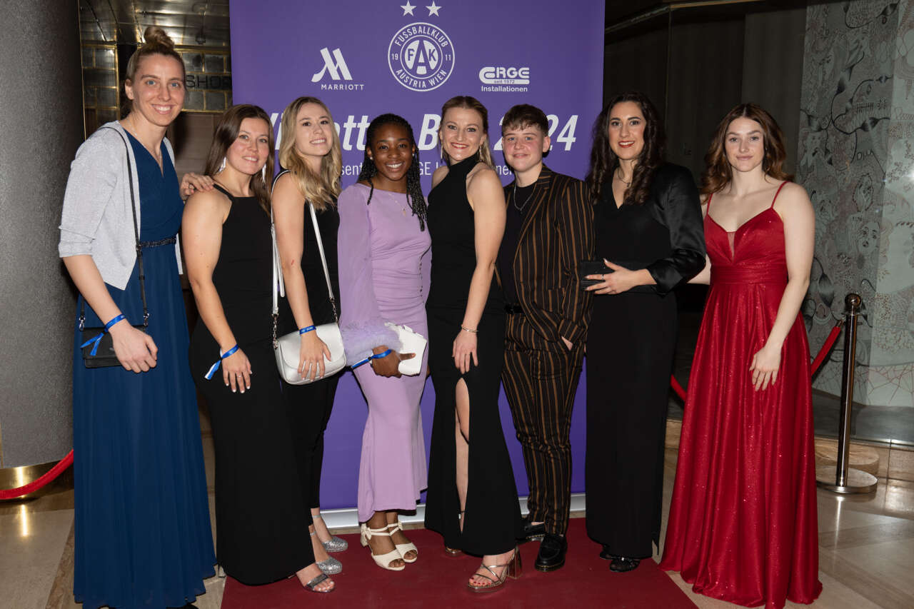 Der Violette Ball 2024