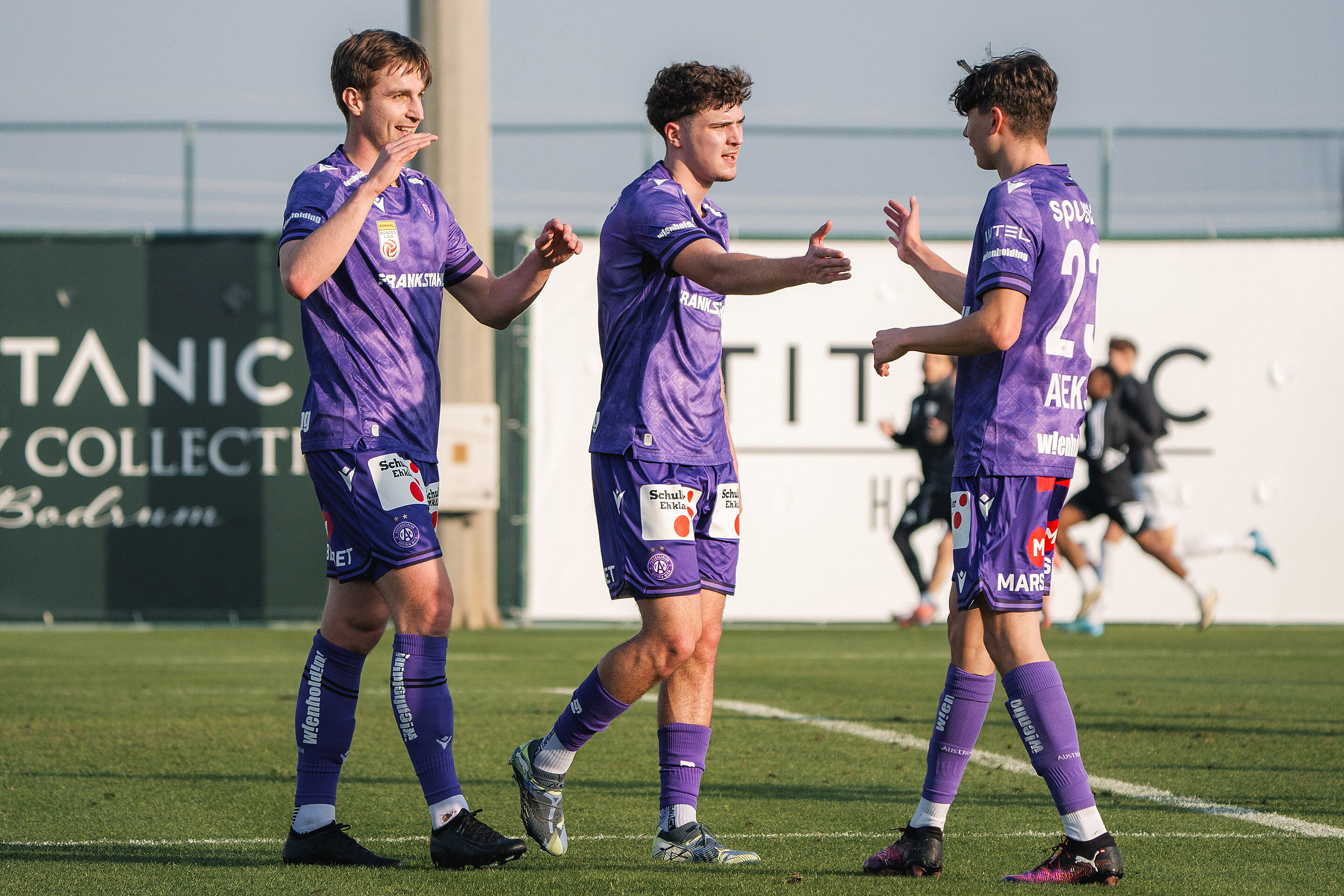 Austria Wien beats NŠ Mura 2-1